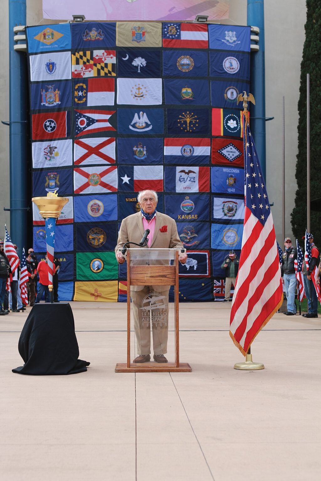 America’s Flag unveiled on the West Lawn of the Capitol in Washington ...