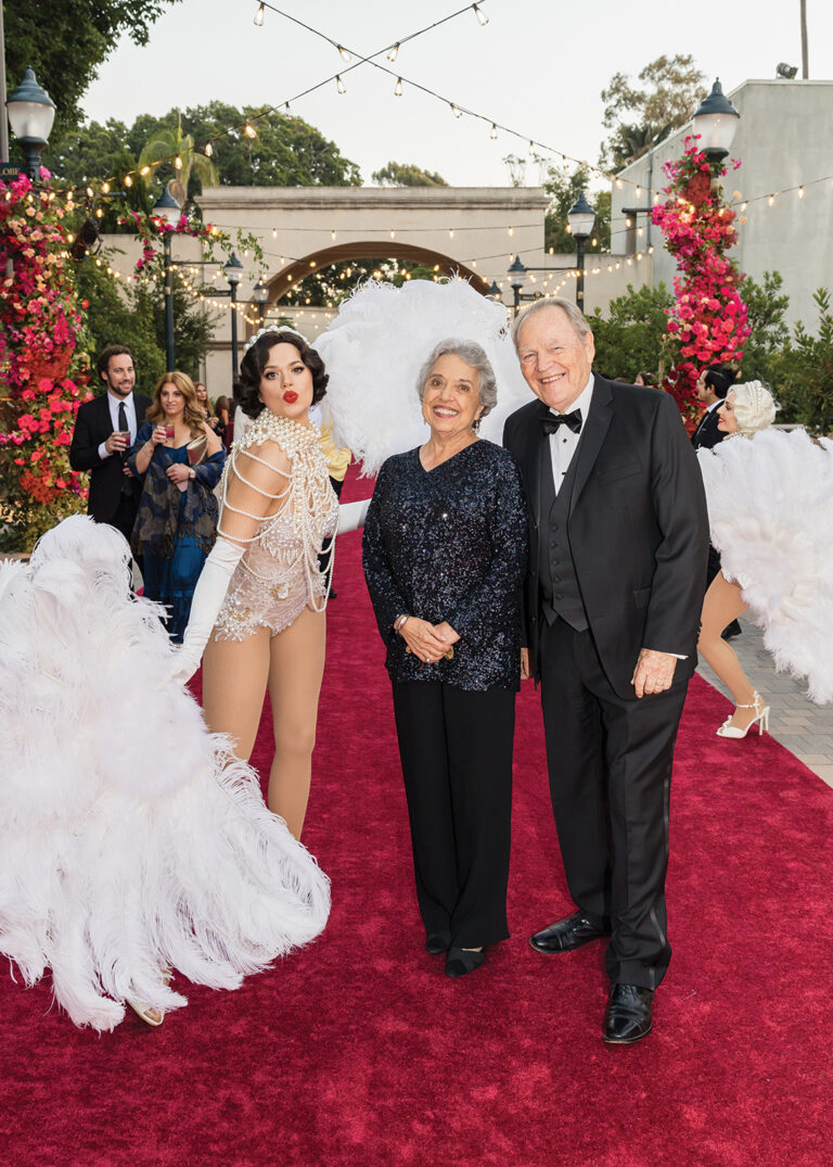 Globe Gala — an evening of “Glitz & Glamour” — Ranch & Coast Magazine